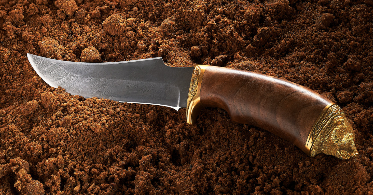 Versatile Hunting Knife: Essential Tool for Wilderness Survival